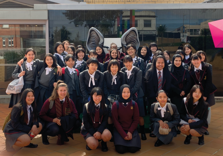 International - HGHS